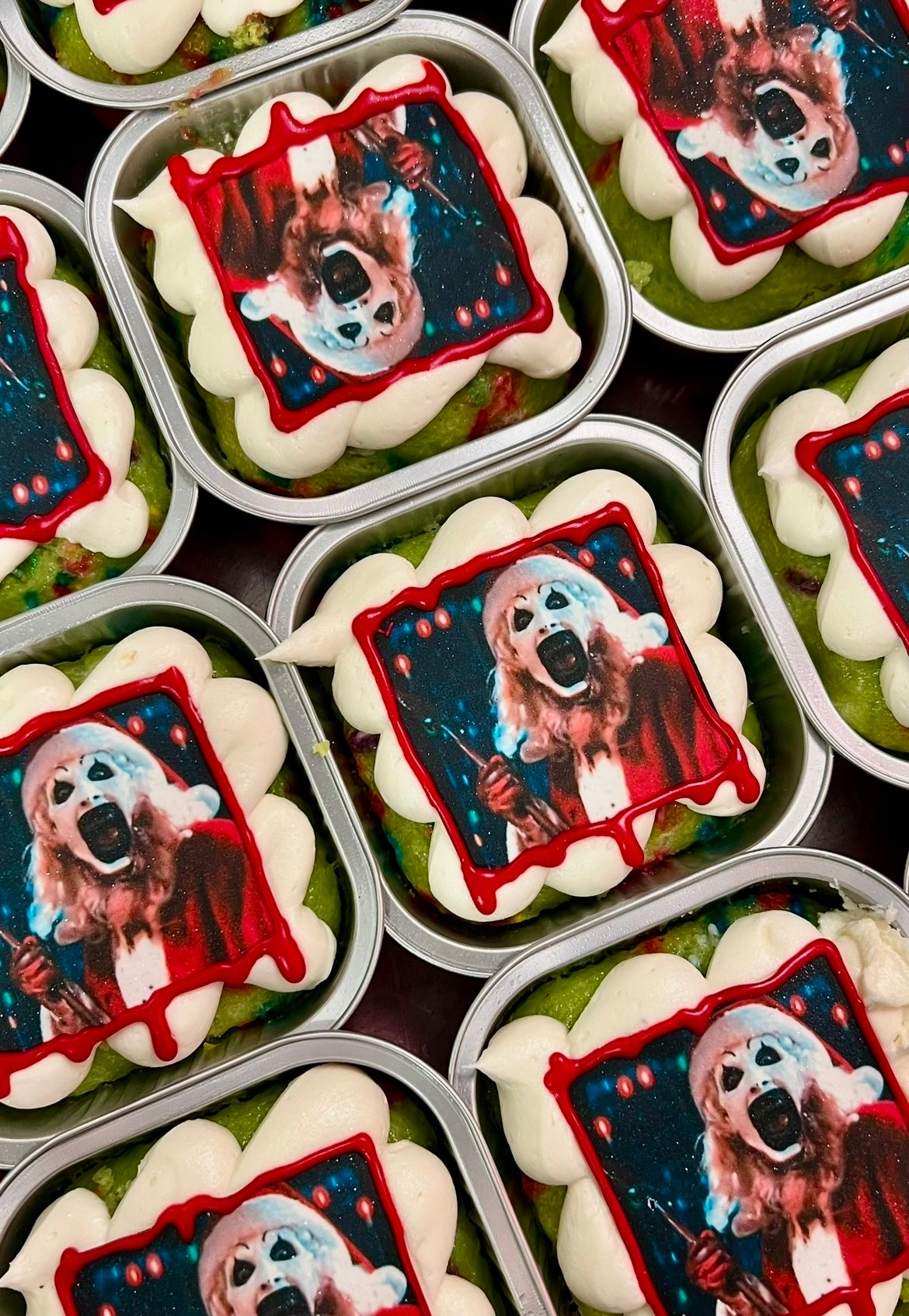 Slasher Cake | DEADLY SWEET®
